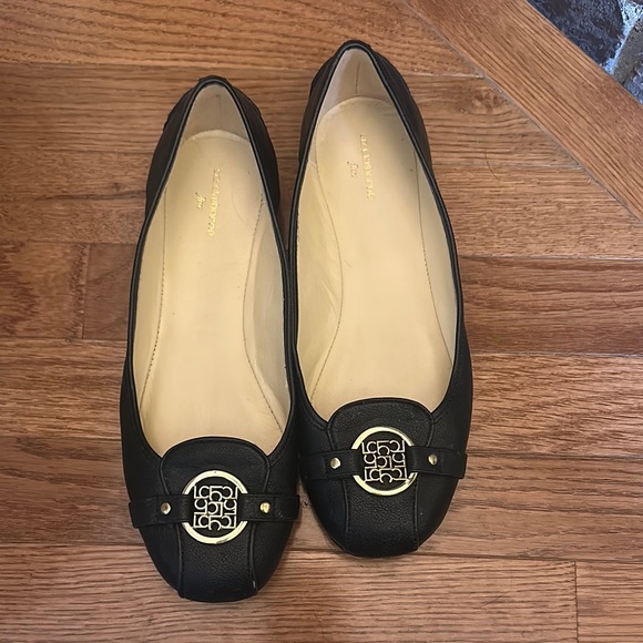 Liz Claiborne | Shoes | Liz Claiborne Black Leather Flats With Gold ...
